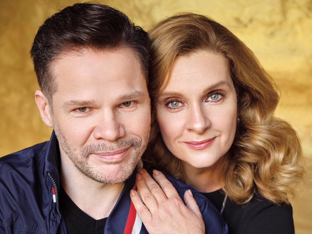 Balázs Zoltán rendező és Janza Kata musicalszínésznő – Komoly bohócok ...