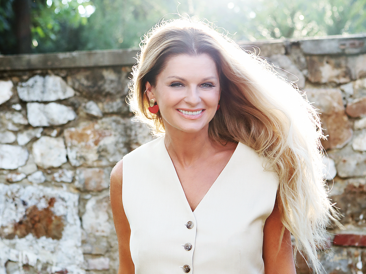 Ullmann Mónika – Álarc nélkül - Nők Lapja