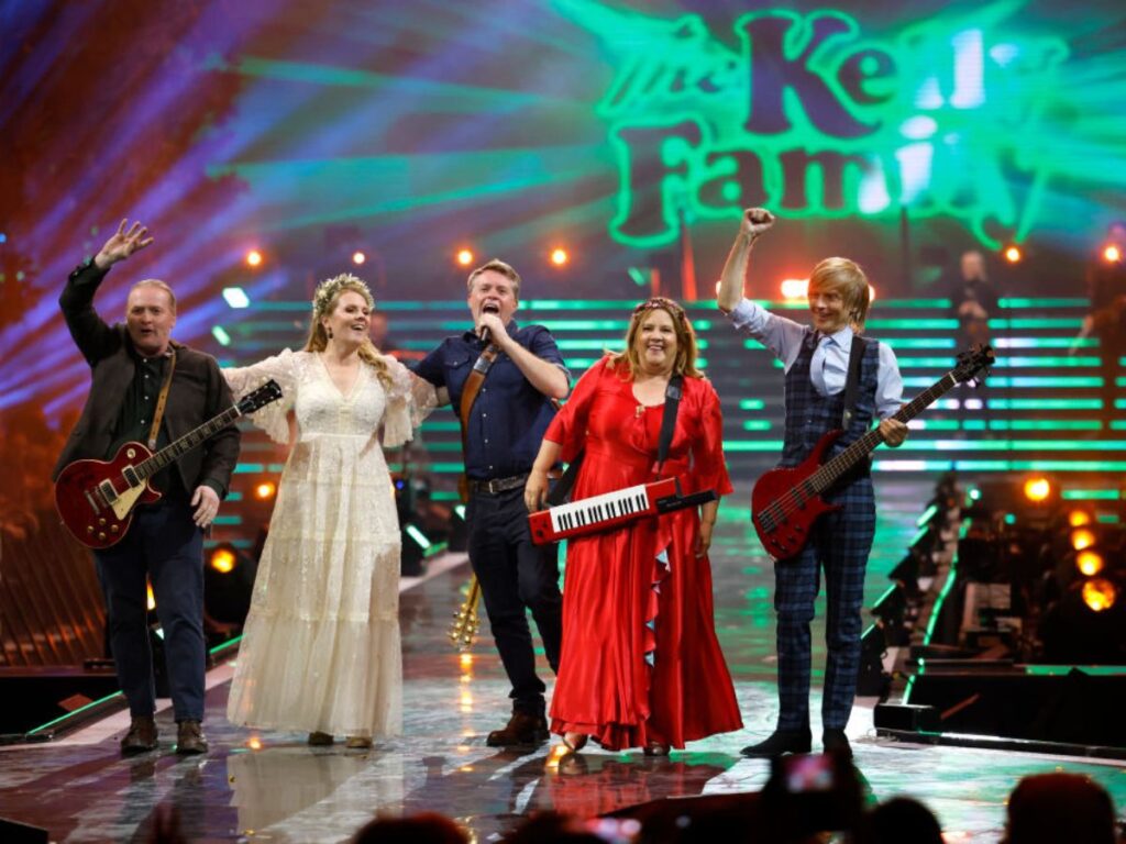 The Kelly Family: a zene vándorai, akiket egyszerre szeretett és ...