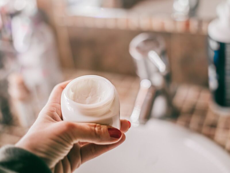 A legjobb ragyogásfokozó hidratálók száraz bőrre - Nők Lapja