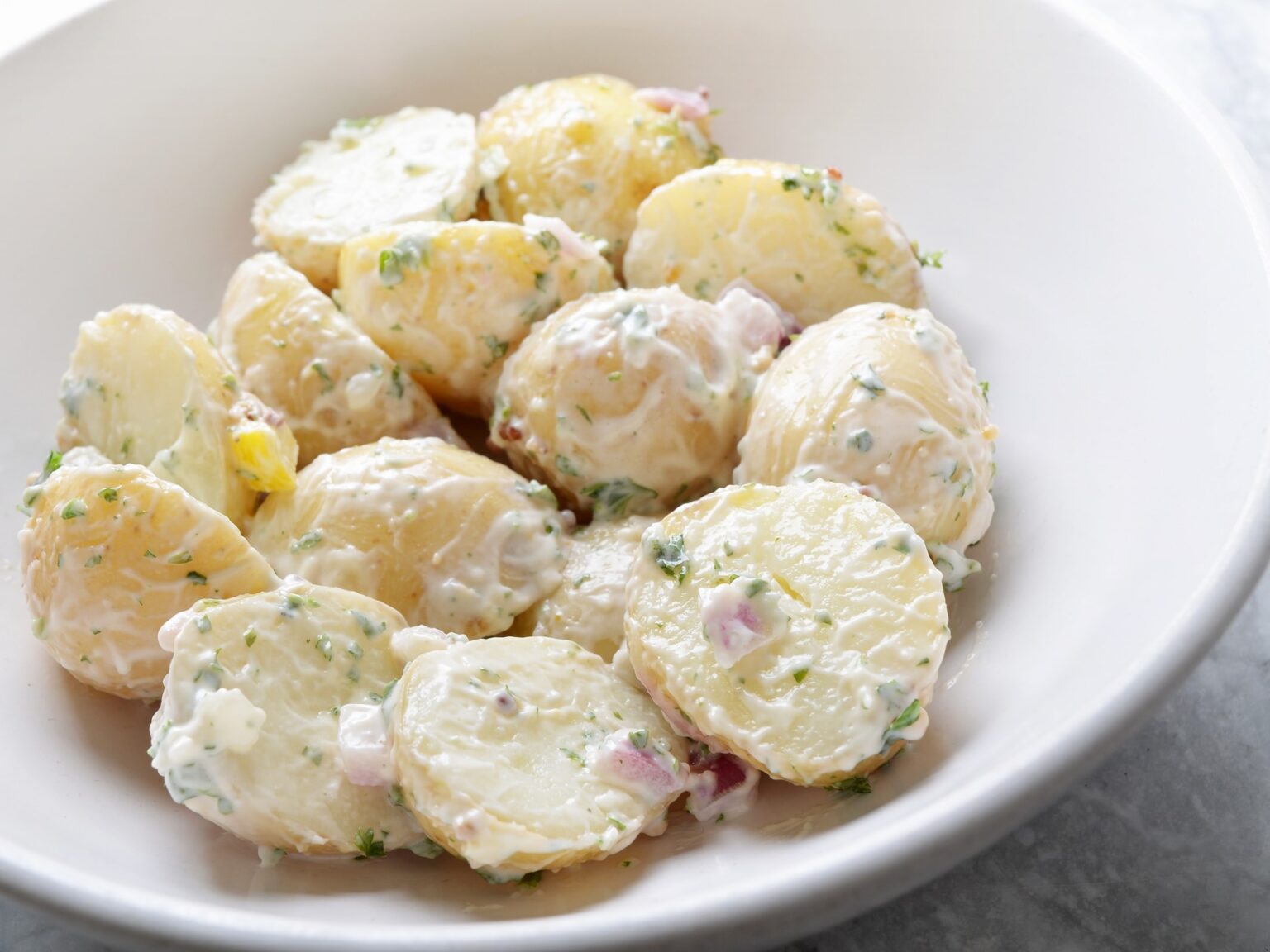 Így készül a tökéletes majonézes krumplisaláta - Nők Lapja