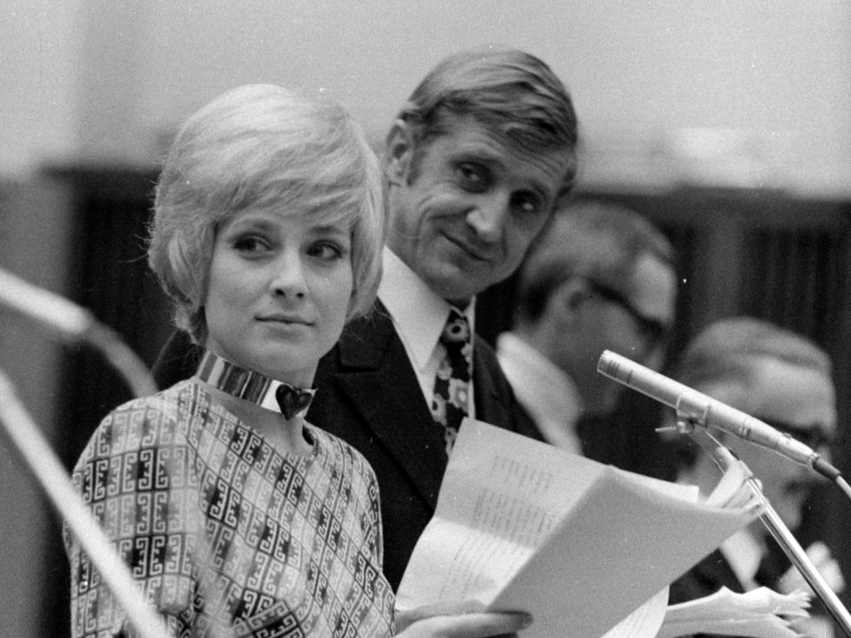 Kudlik Júlia – „A lélek nem öregszik” - Nők Lapja interjú